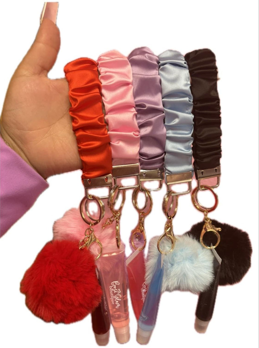 Scrunchie Wristlet w/lipgloss – BossGlamBoutique